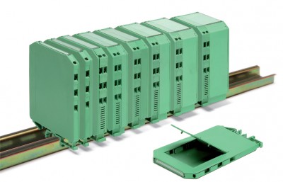 Guidebox - Mounting enclosures with integrated terminals | Italtronic